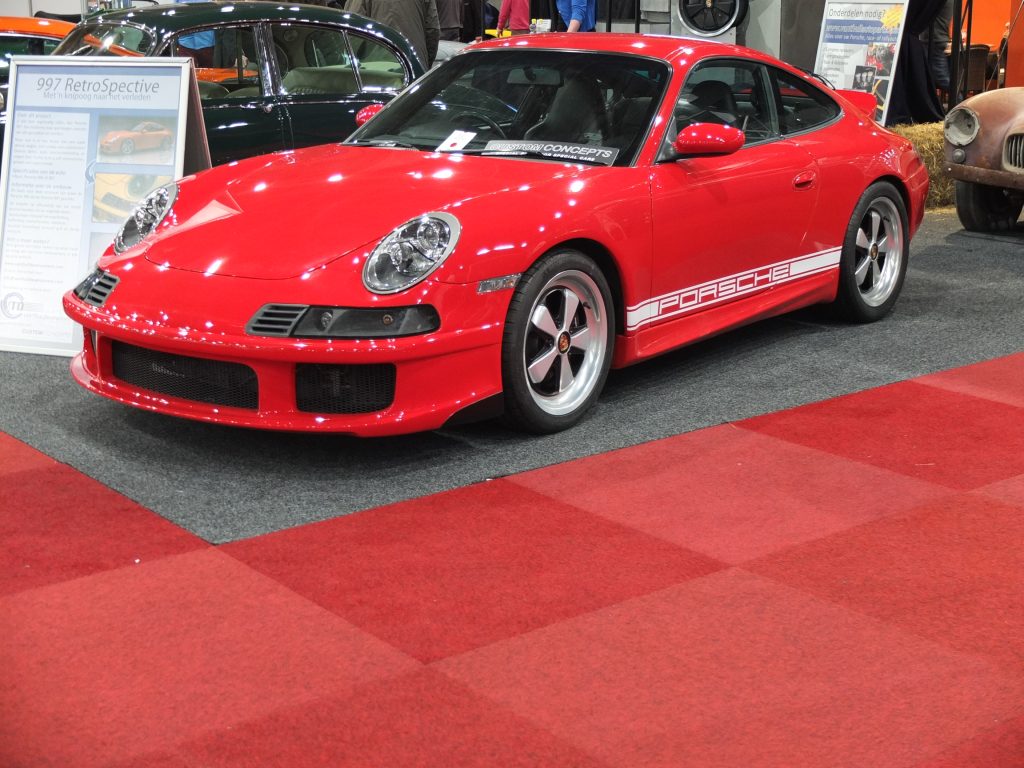996 CUSTOM CLASSIC - CUSTOM CONCEPTS