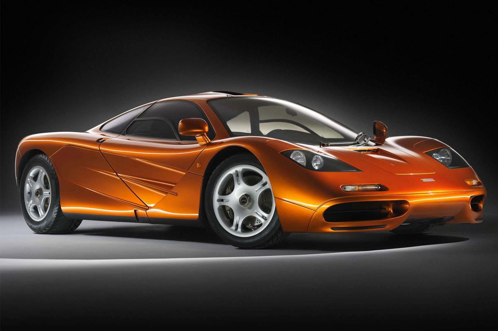 McLaren - CUSTOM CONCEPTS